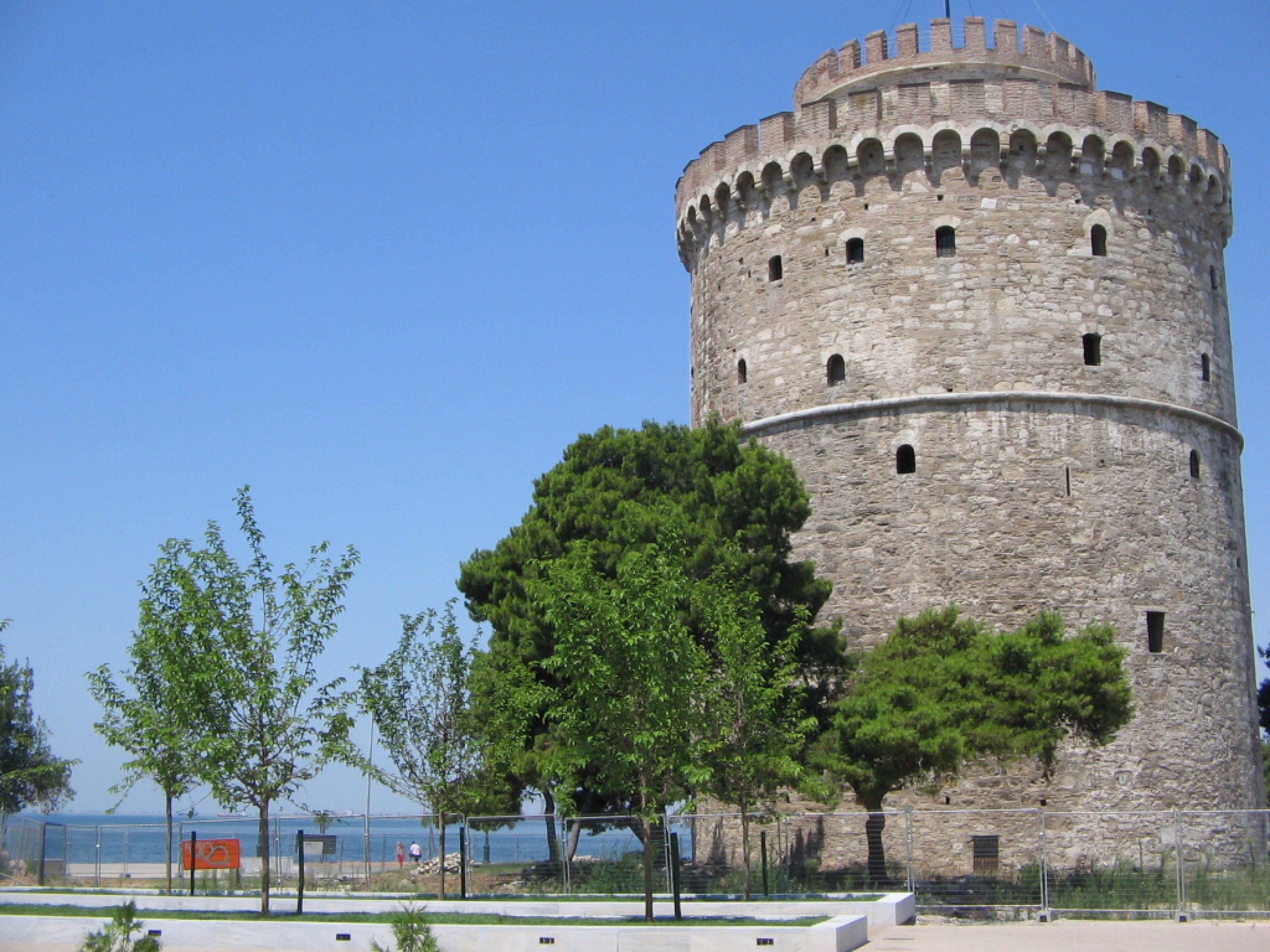 Δωρεάν ξενάγηση στα ιστορικά μνημεία της Θεσσαλονίκης - Eimaimama.gr