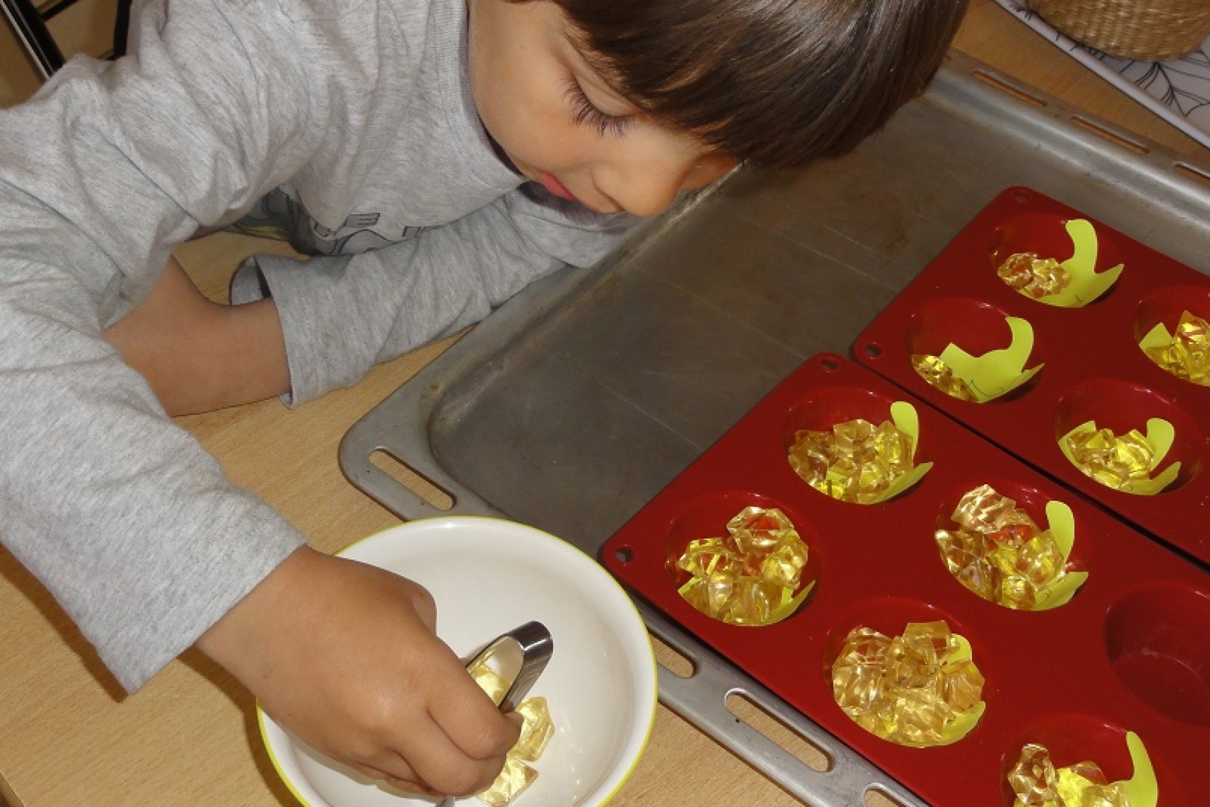 Εσύ ξέρεις να "πλέκεις" βραχιολάκια απο λαστιχάκια; - Eimaimama.gr