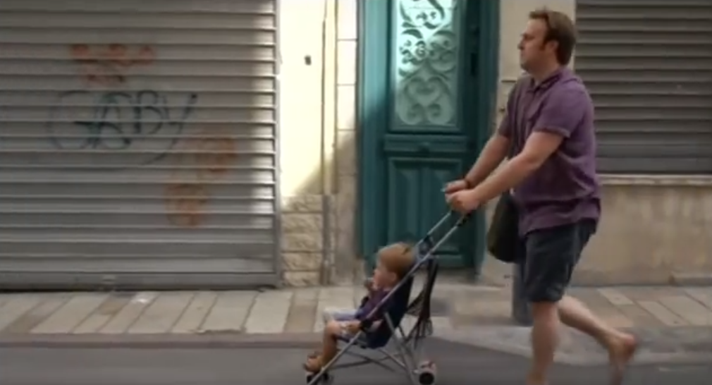 Πώς θα φαινόταν ο κόσμος σε έναν άντρα αν ήταν αυτός το "αδύναμο φύλο ...