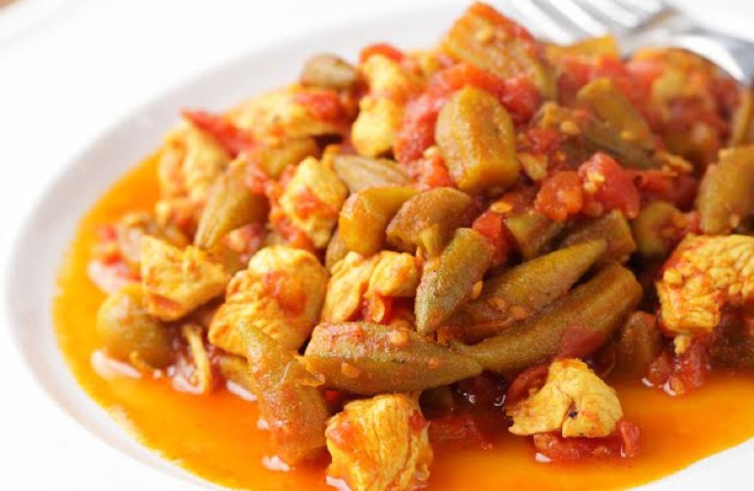 Μπάμιες λαδερές - Eimaimama.gr