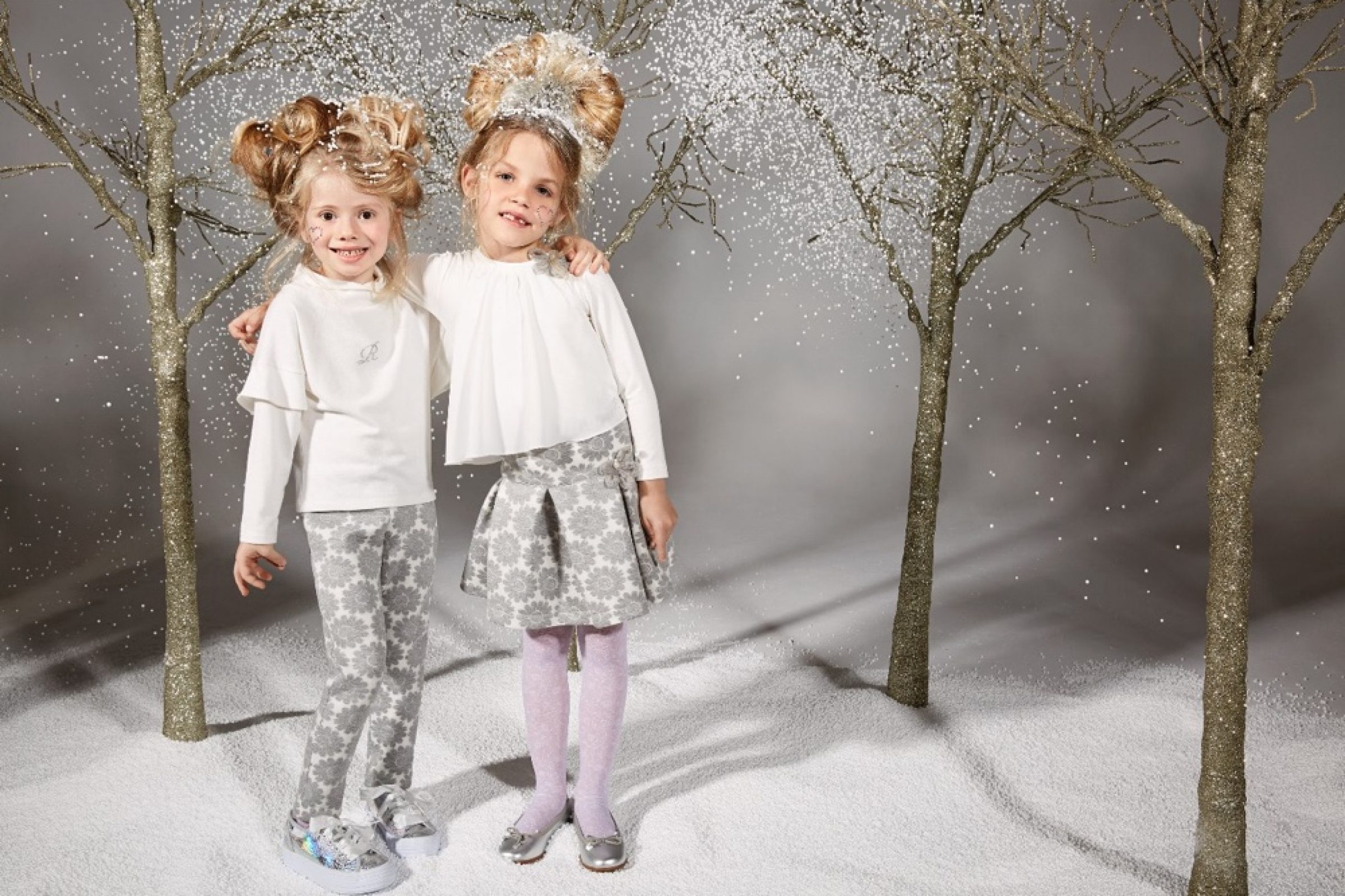 Μπήκαμε στον ρόλο μας και είμαστε πανέτοιμοι για τις Απόκριες ...