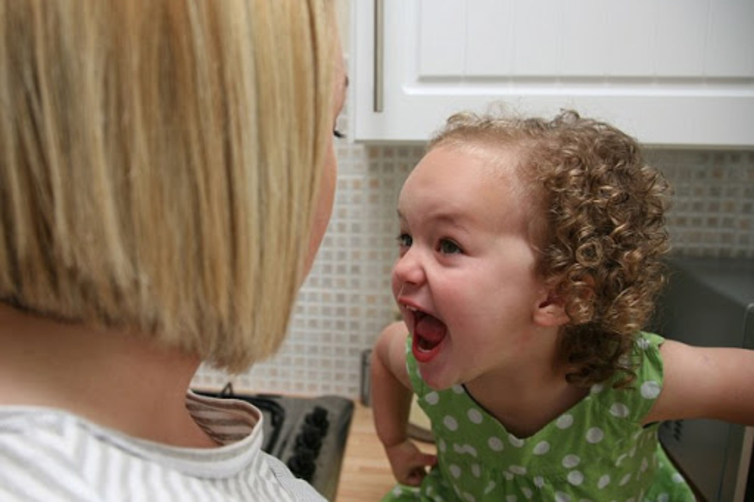 Τα πρωτότοκα παιδιά κρύβουν μέσα τους τεράστια δύναμη - Eimaimama.gr