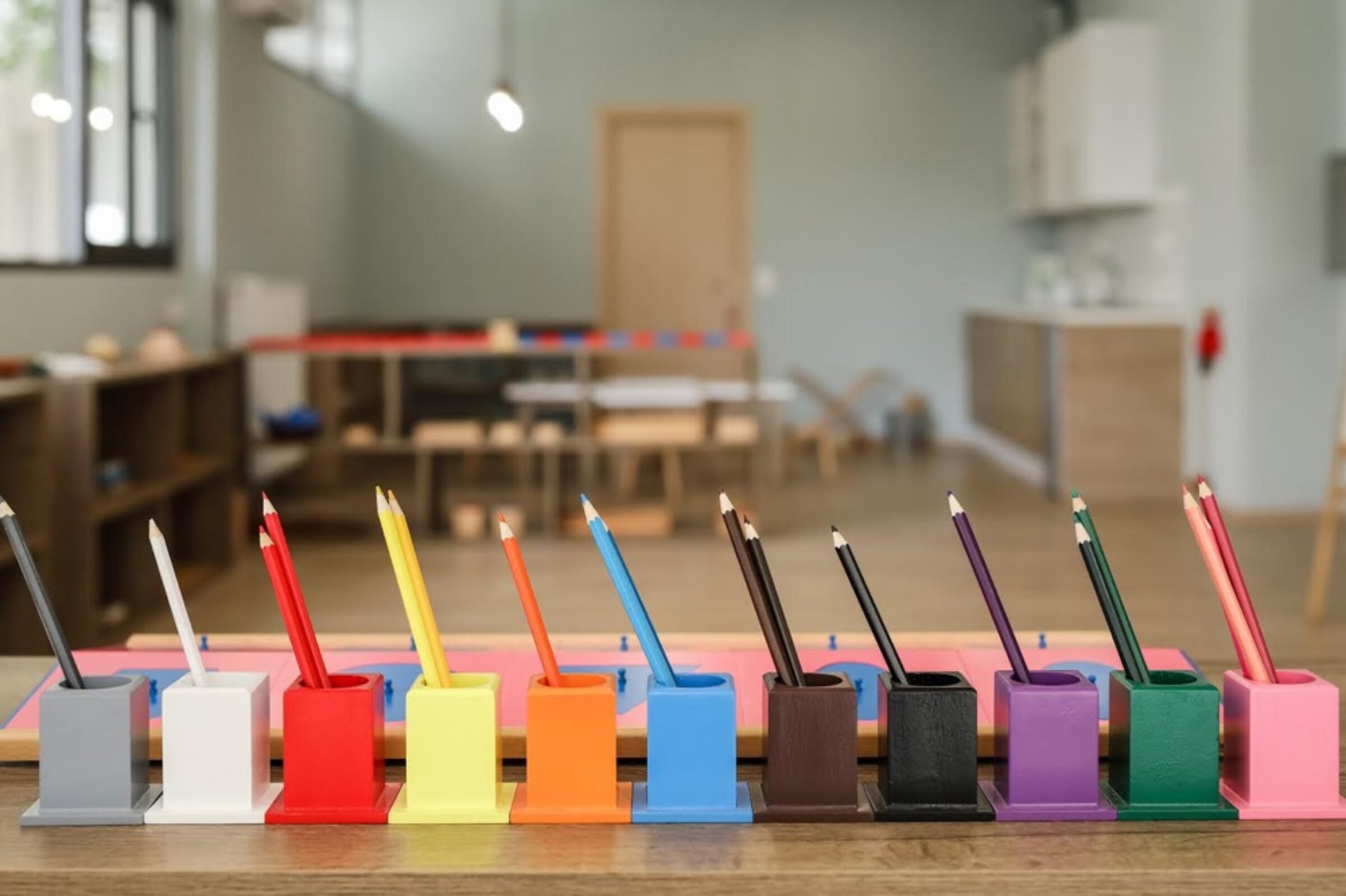 Οι 5 βασικές αρχές της παιδαγωγικής Montessori - Eimaimama.gr